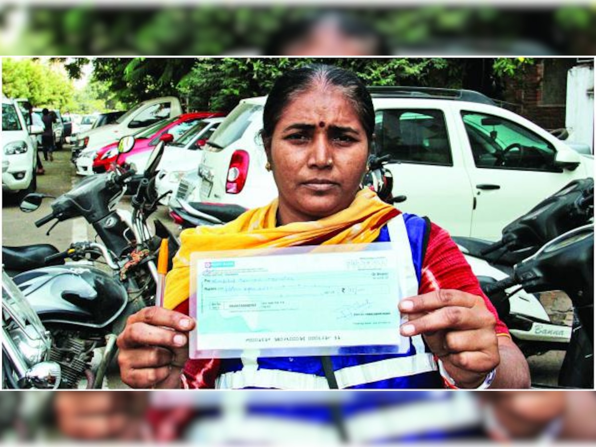 200 female AMC workers await their id-cards