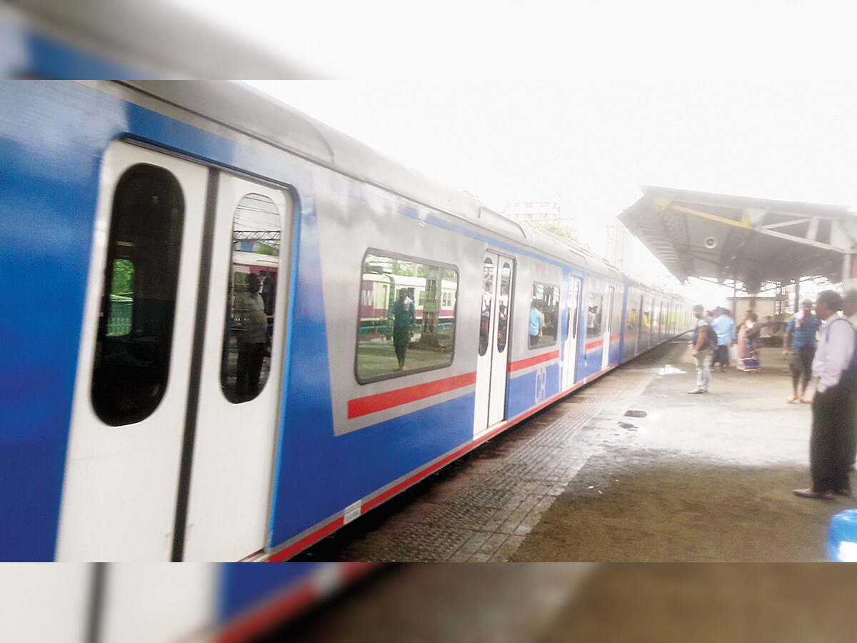 Western Railway first-class pass to be valid for AC local