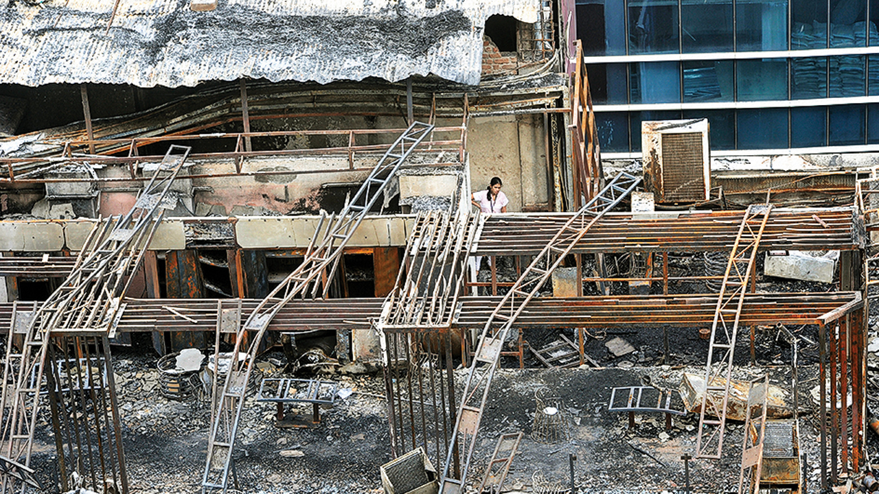 Police record statements of Kamala mills owners Police record statements of Kamala mills owners
