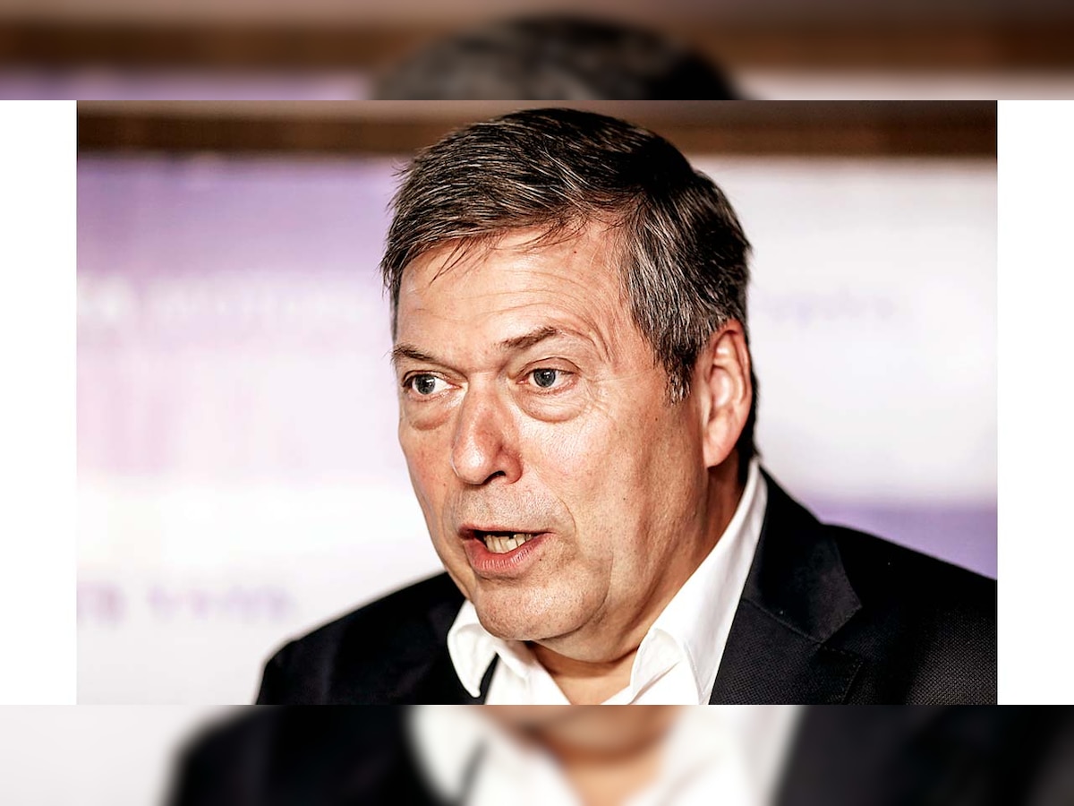 There's a need to incentivise electric vehicles, not hybrids, says ...