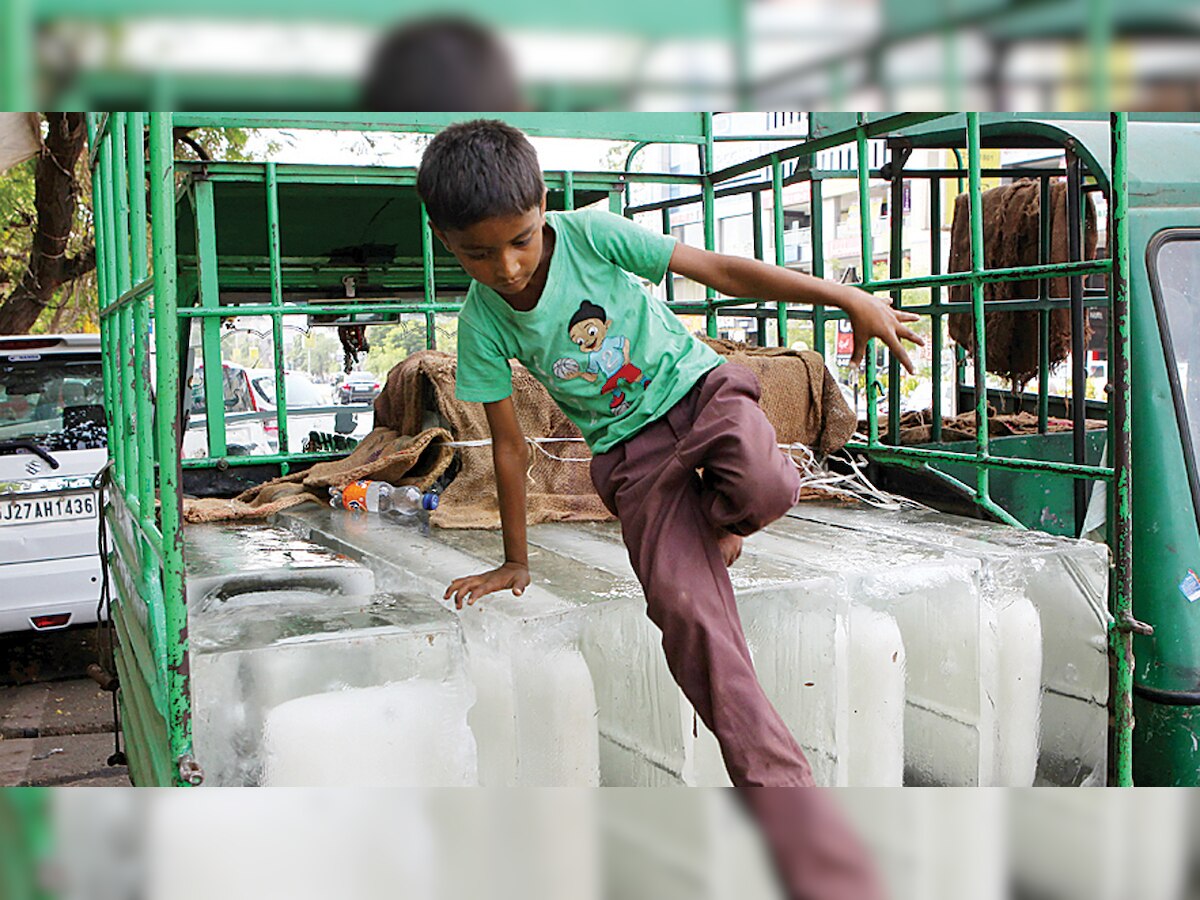 New FDA guideline requires non-edible ice to be marked blue