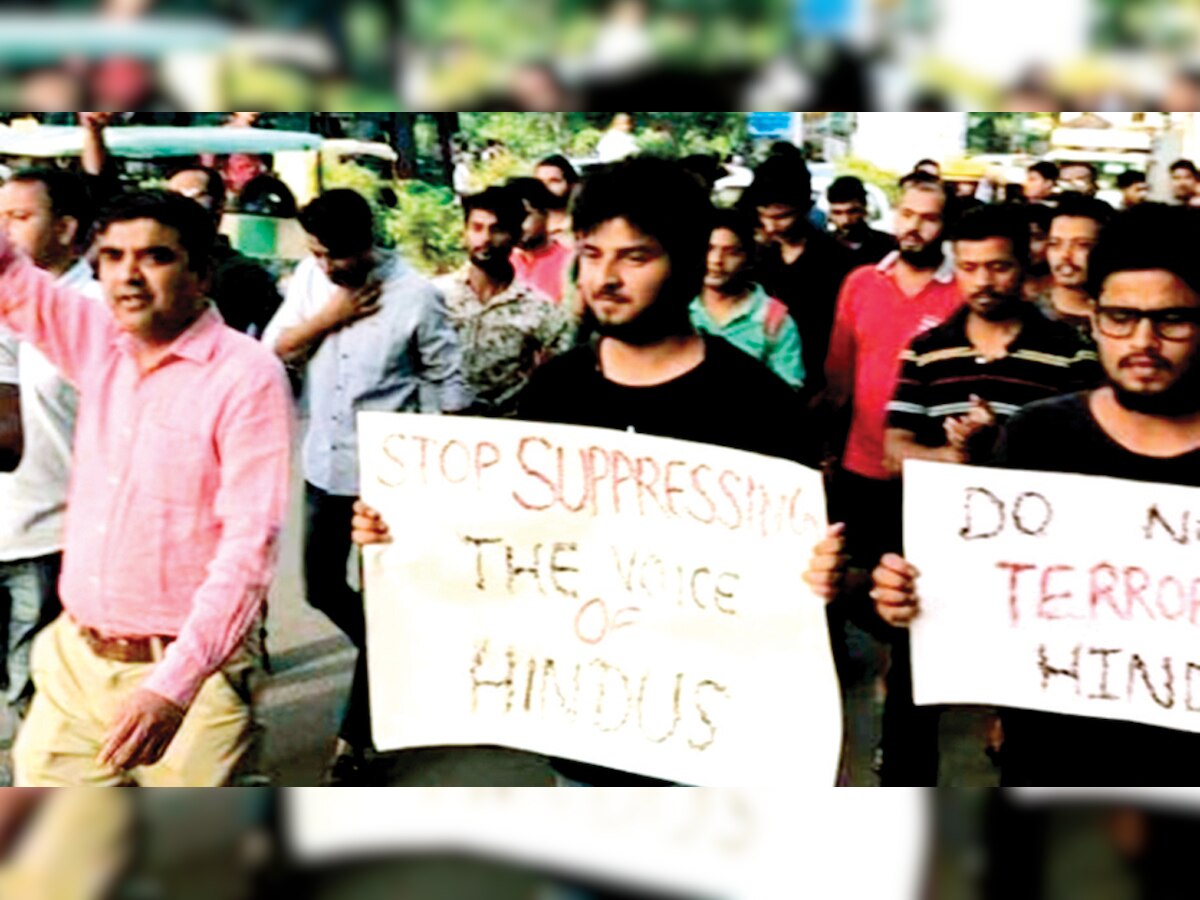 Right-wing activists enter Jamia Millia Islamia, raise provocative slogans