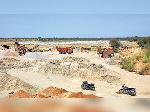 Illegal sand mining in Chambal