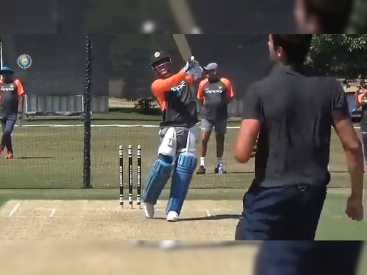 Watch: MS Dhoni, Suresh Raina smash Sachin Tendulkar's son Arjun in ...