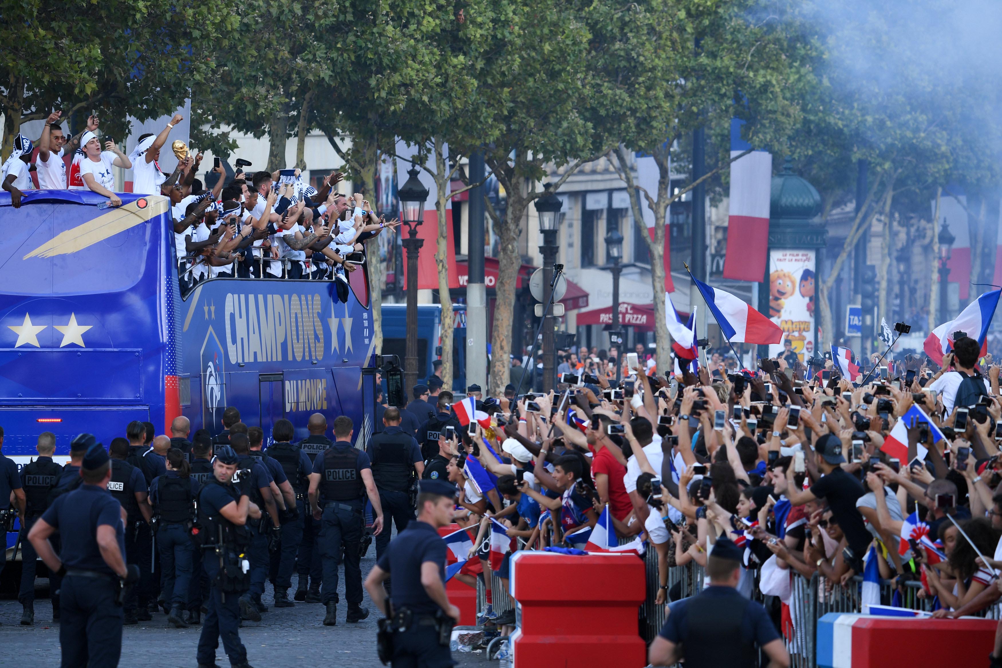 In Pics: Victory parade, fireworks for FIFA World Cup champions as ...