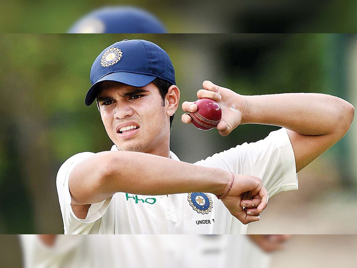 See Pic: Arjun Tendulkar spotted having lunch with England cricketer ...