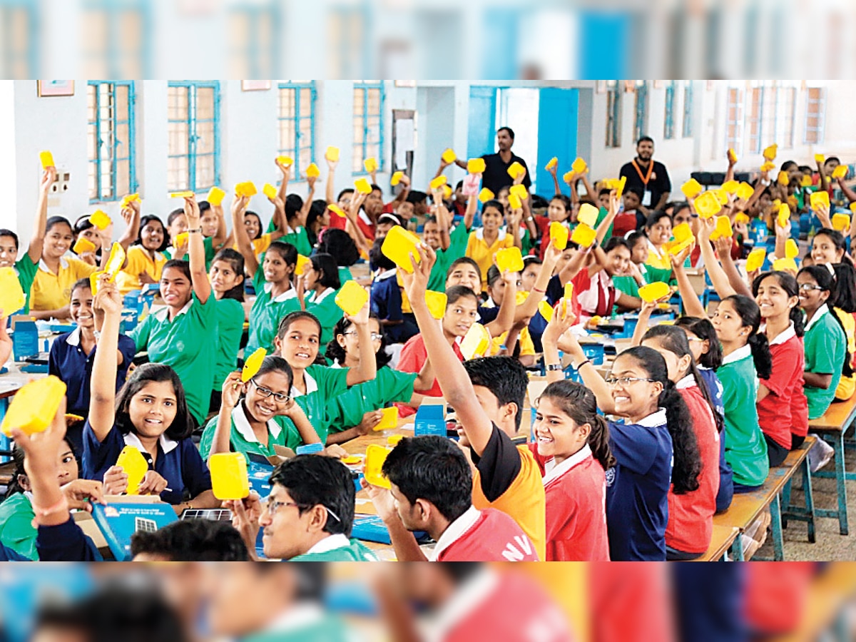 1.2 lakh schoolkids all over country to make solar study lamps