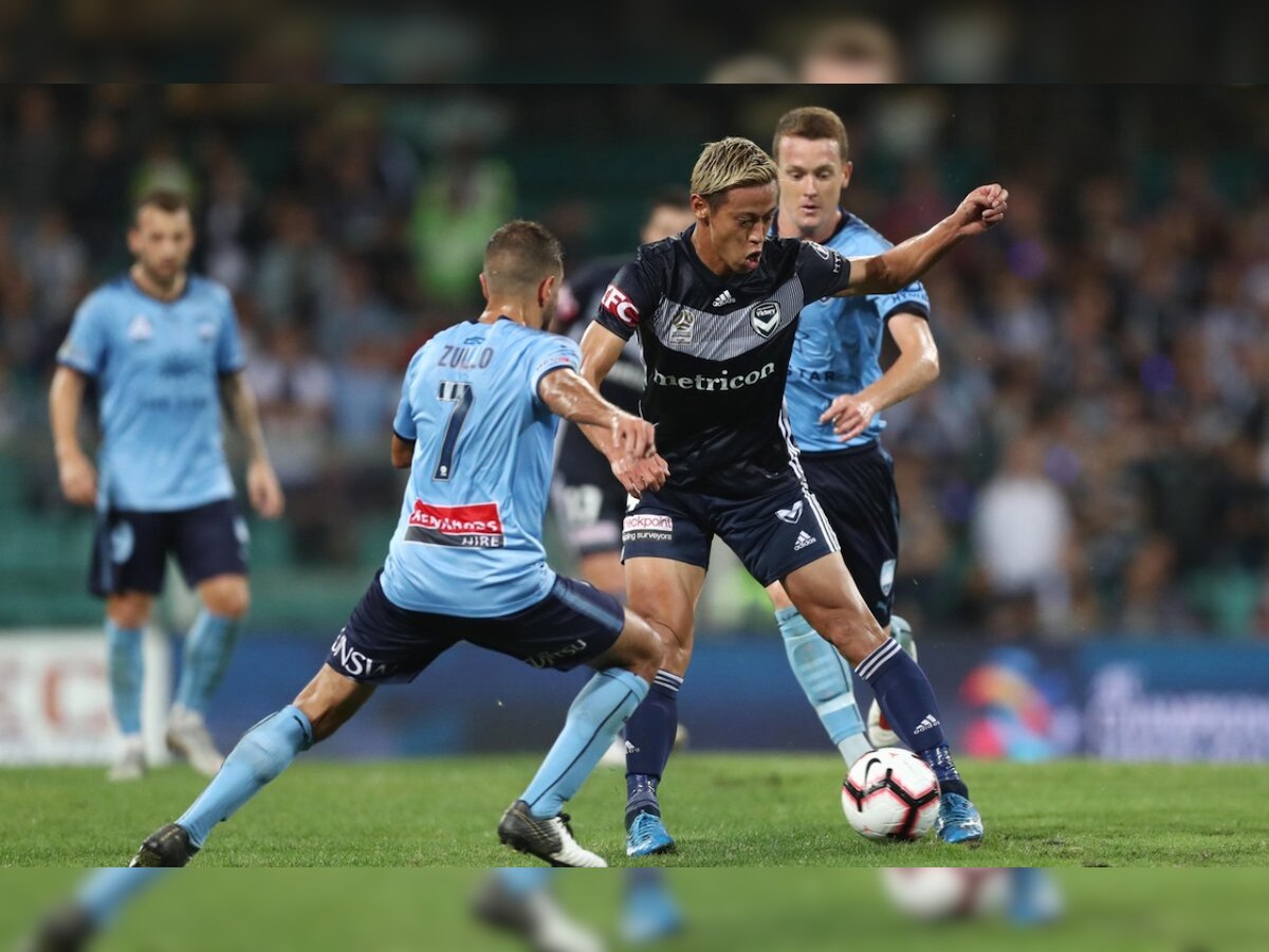 Aussie football clubs fume over 'dangerous' SCG pitch after player ...