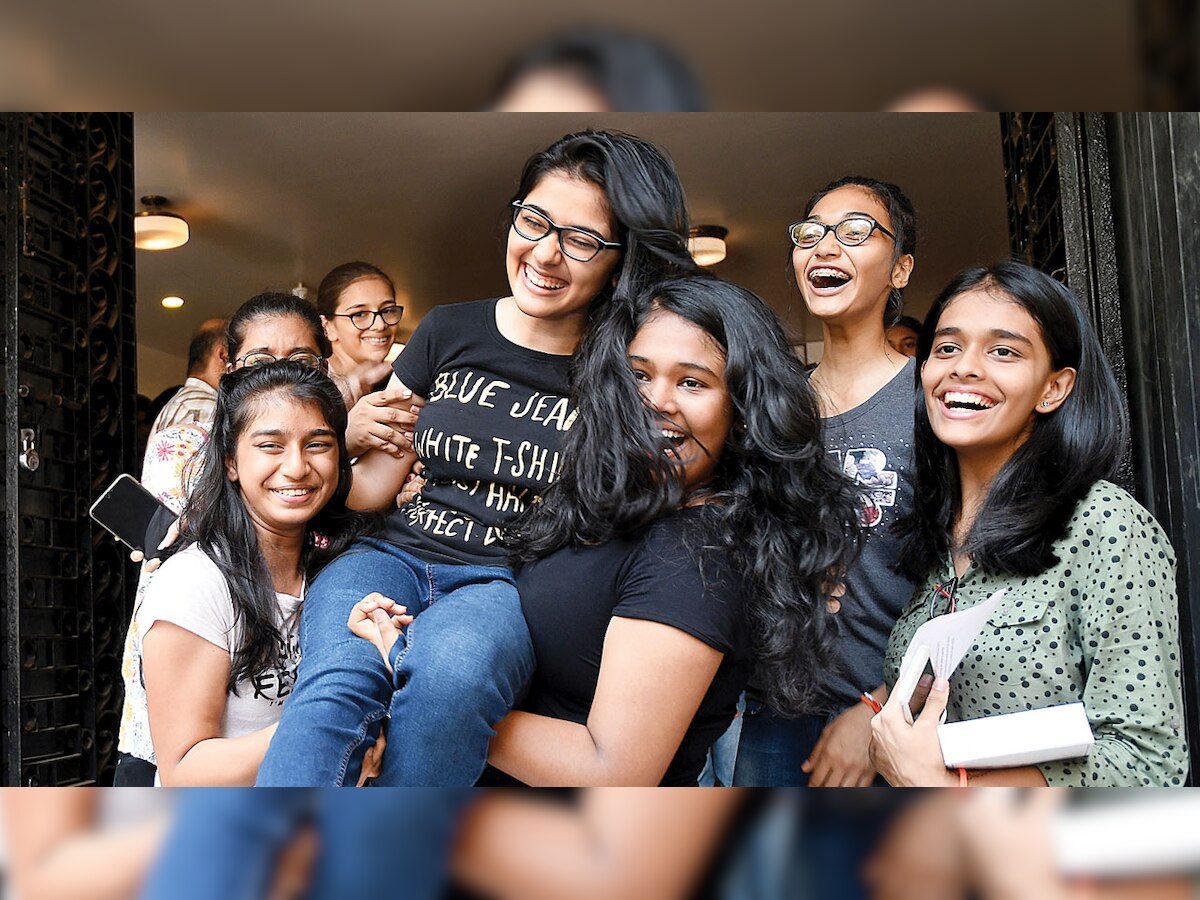 Maharashtra: 75% of students pass SSC, about 15% less than last year