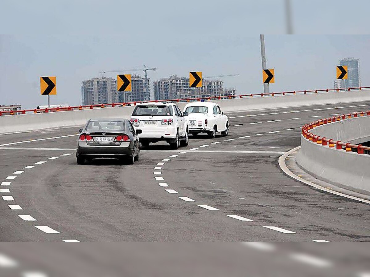 New speed limits on expressways: 120 kmph for cars, 100 kmph for buses