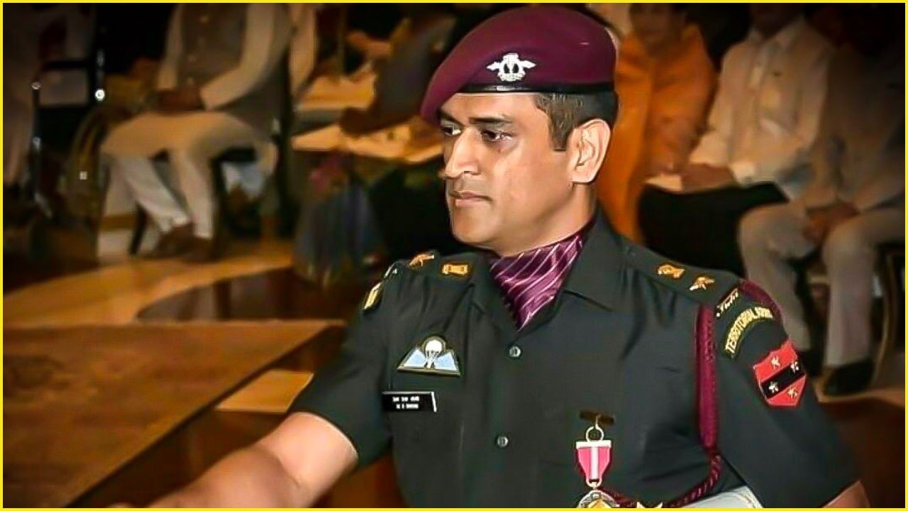Twitter hails Lt Colonel MS Dhoni after he takes break from cricket to ...