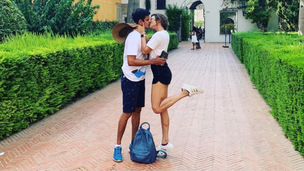 Love story, sealed with a kiss: Drashti Dhami and husband Neeraj Khemka ...