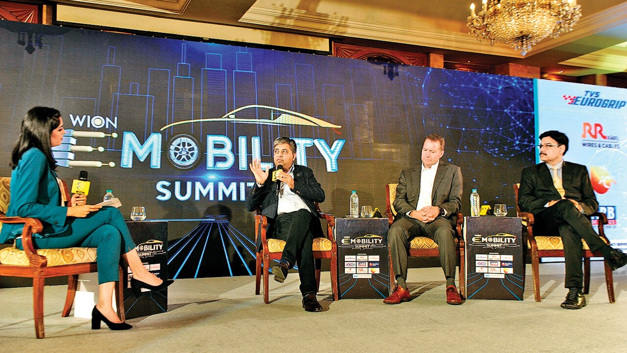 Experts come together at EMobility Summit to discuss green commuting