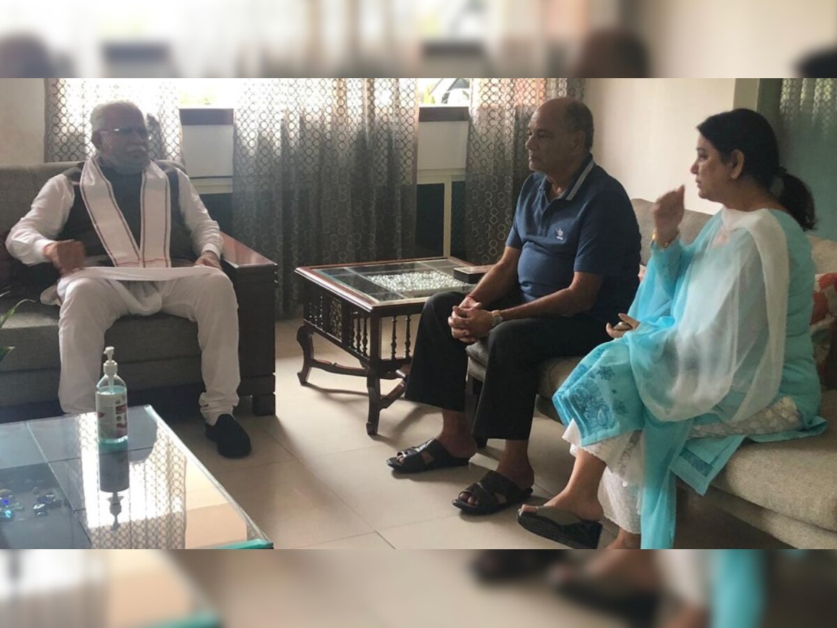 Haryana CM Manohar Lal Khattar meets Sushant Singh Rajput's father KK ...