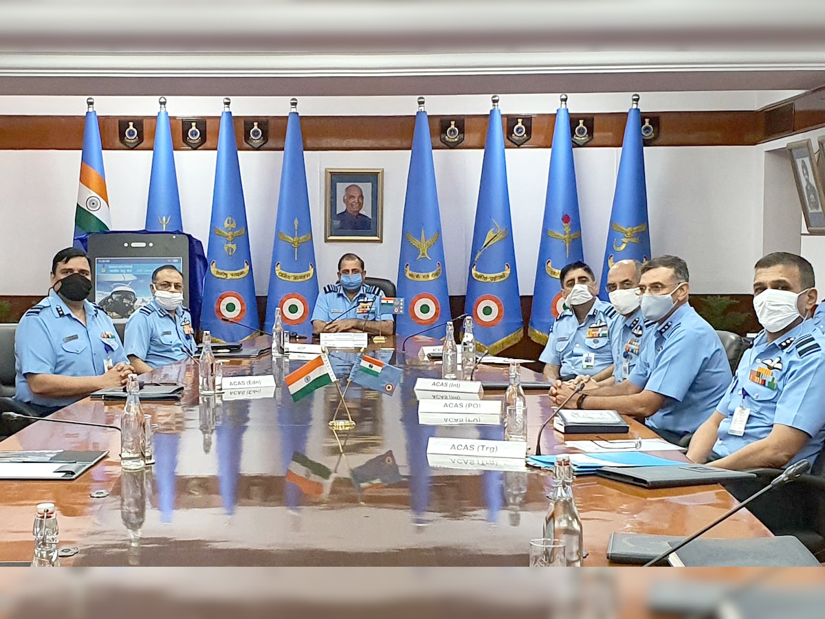 Digital India: IAF launches mobile app 'MY IAF' to provide career ...