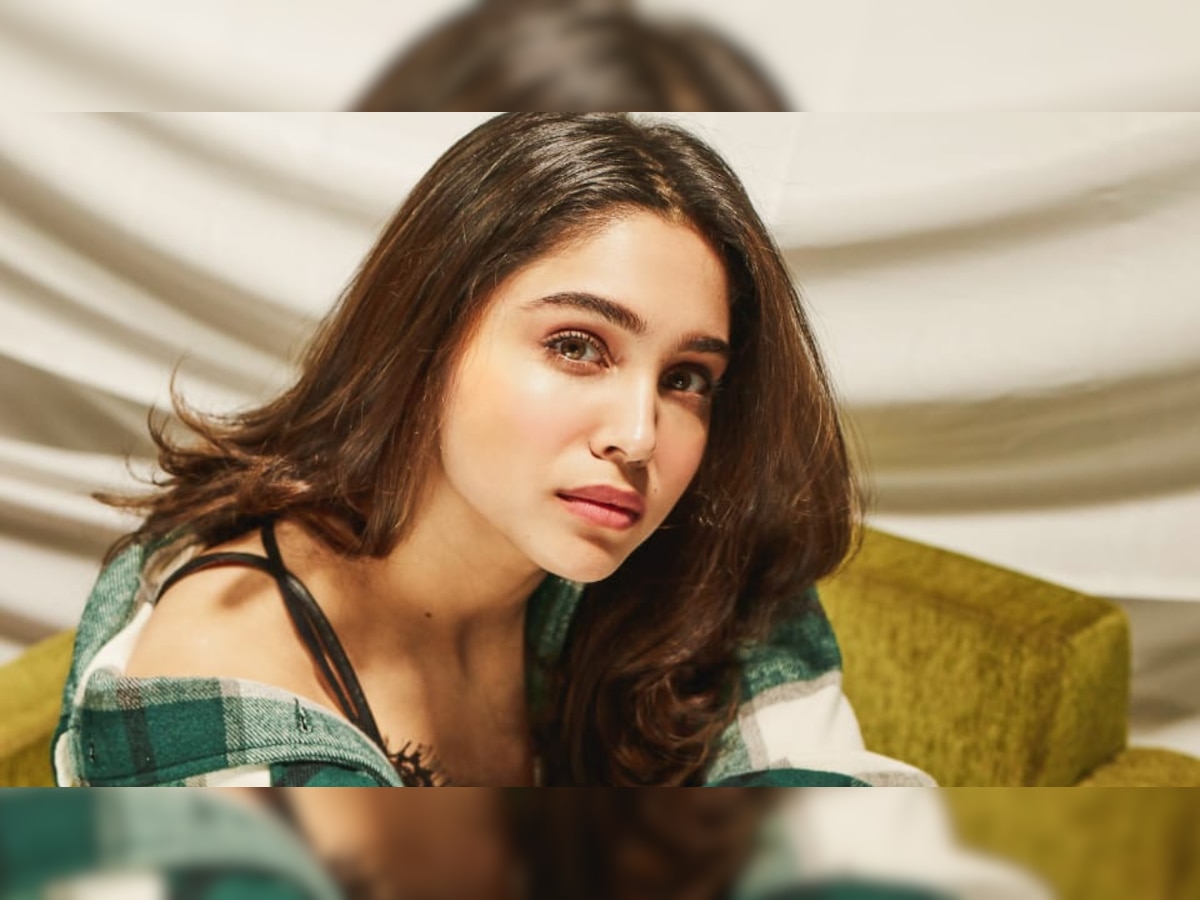 'Bunty Aur Babli 2' actor Sharvari signs mega three-film deal with Yash ...