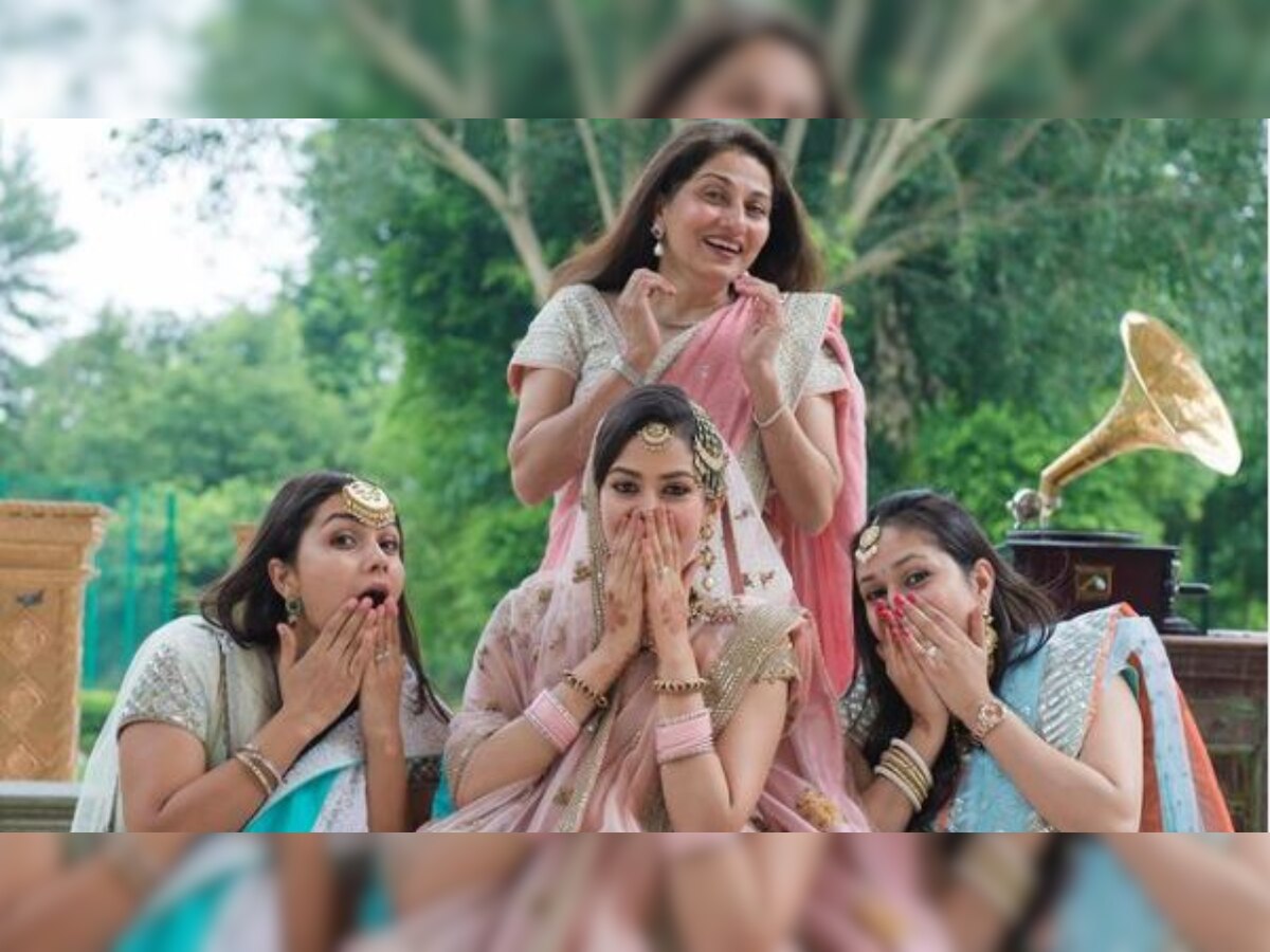 '50 people even before it was a rule,' jokes Mira Rajput while sharing ...