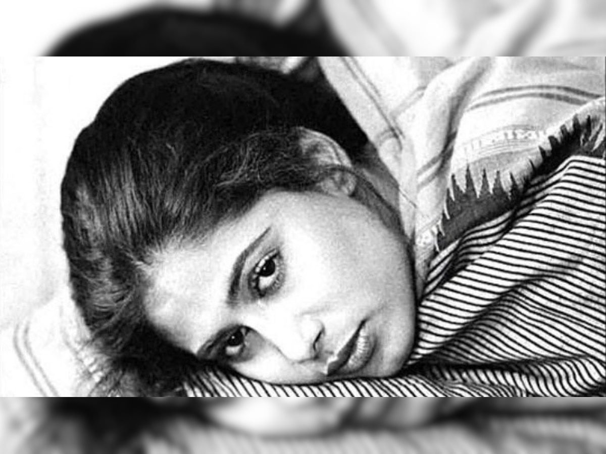 'She's 65 years young now': Raj Babbar, Prateik Babbar remember Smita ...