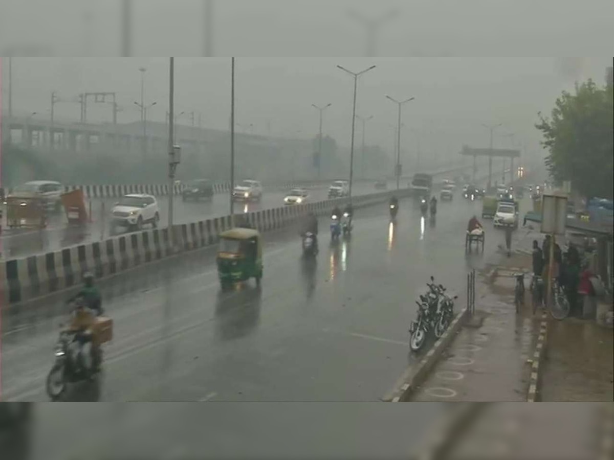 Moderate to heavy rain lashes parts of Delhi-NCR for second day in a row