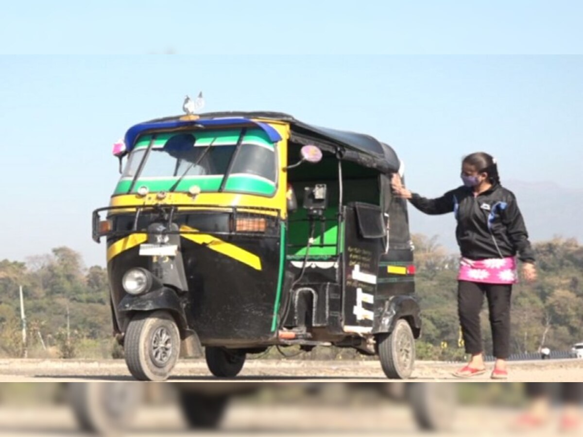 This 21-year-old female auto driver in Jammu and Kashmir is getting ...