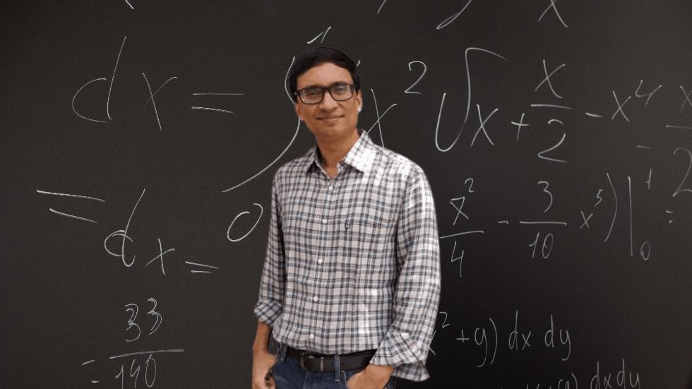 Meet Rajan Singh, who left his IPS officer job to create a multi-crore EdTech startup