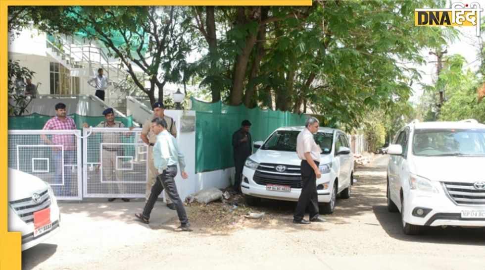 IT Raid: झारखंड में कांग्रेस नेता अनूप सिंह के ठिकानों पर IT का छापा ...