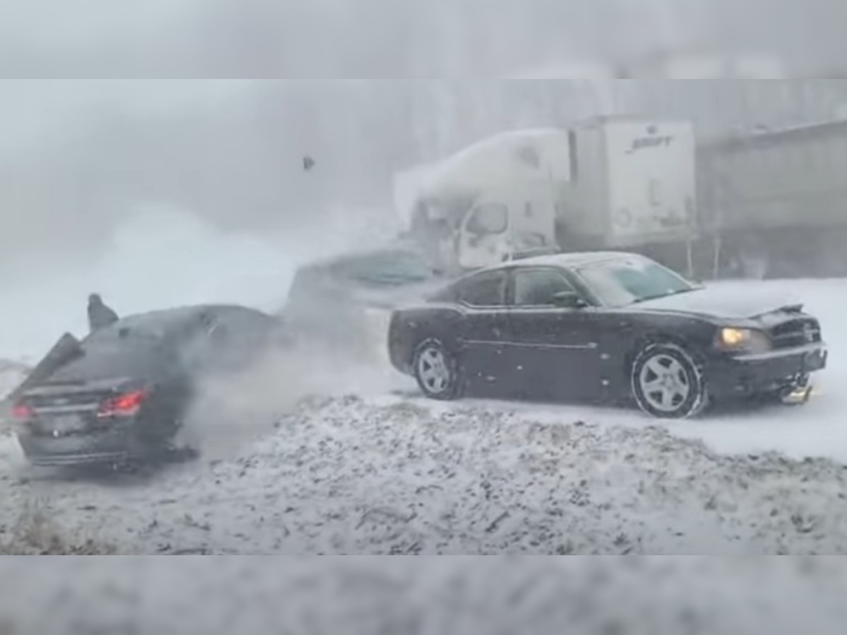 Massive highway crash involving 60 vehicles shocks US, video of mayhem ...