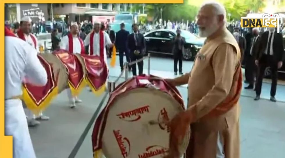 VIDEO: PM Narendra Modi ने बर्लिन में बजाया ड्रम, पूरी टीम ने ऐसे दिया साथ