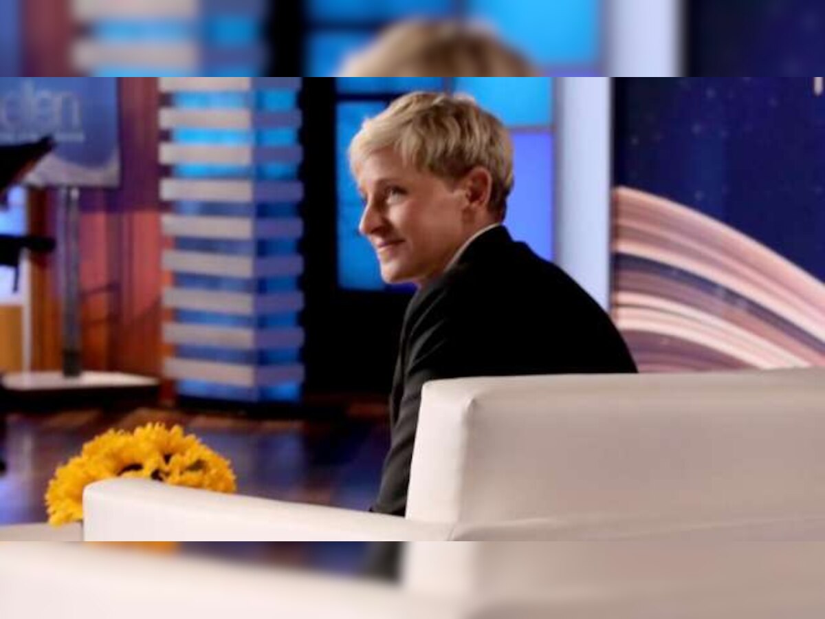 Ellen DeGeneres breaks down in tears as her show comes to an end