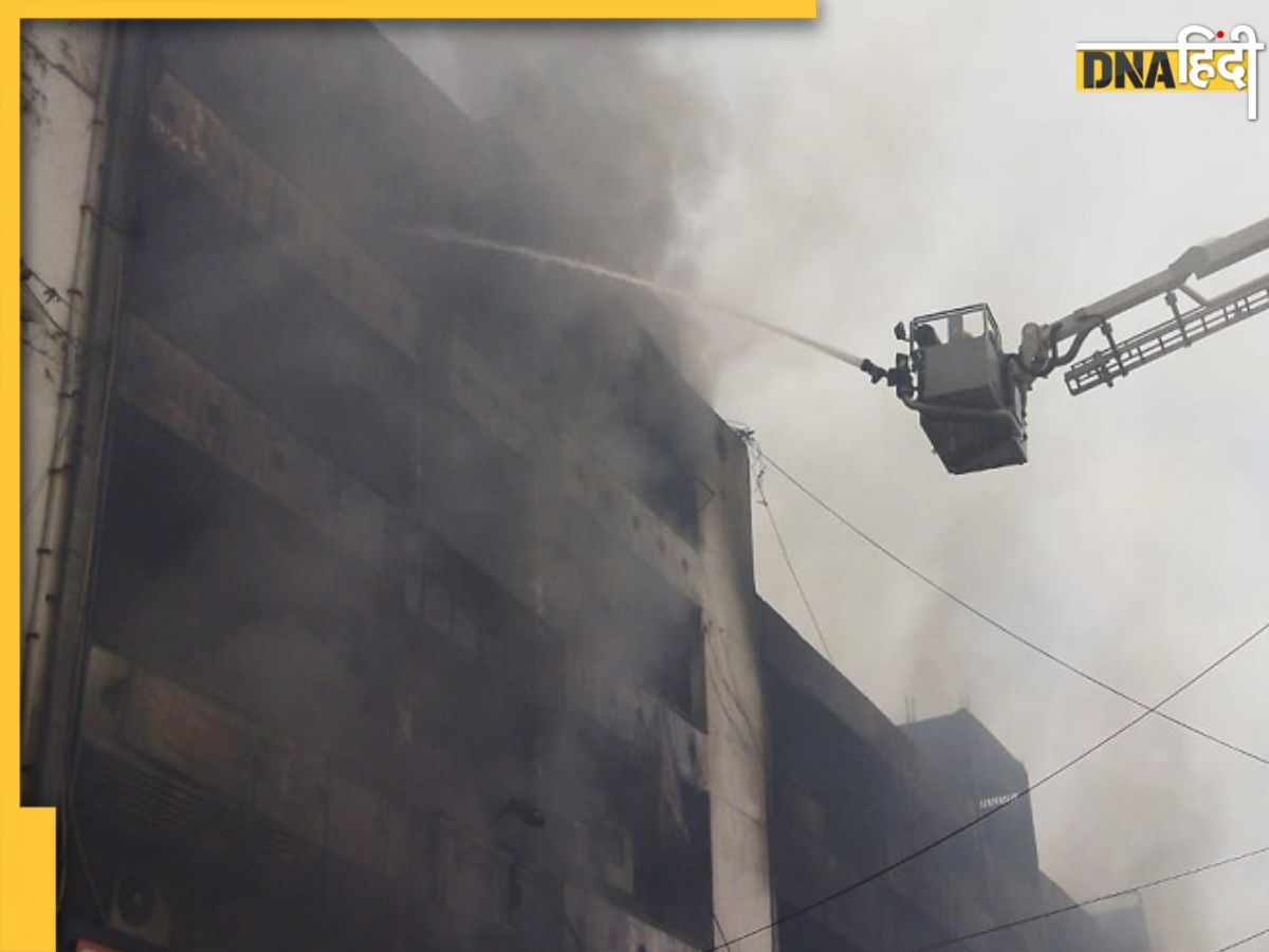 Kanpur Fire: कई घंटे से धधक रही आग, 600 दुकानें राख, दमकल की 50 से ...