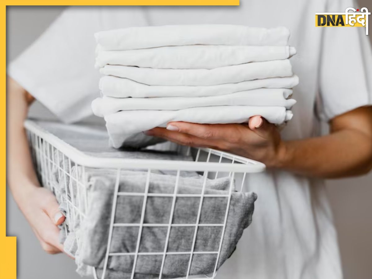 White Clothes Cleaning Tips: पीले हो रहे सफेद कपड़ों की चमक रहेगी बरकरार, बस फॉलो करें ये आसान टिप्स