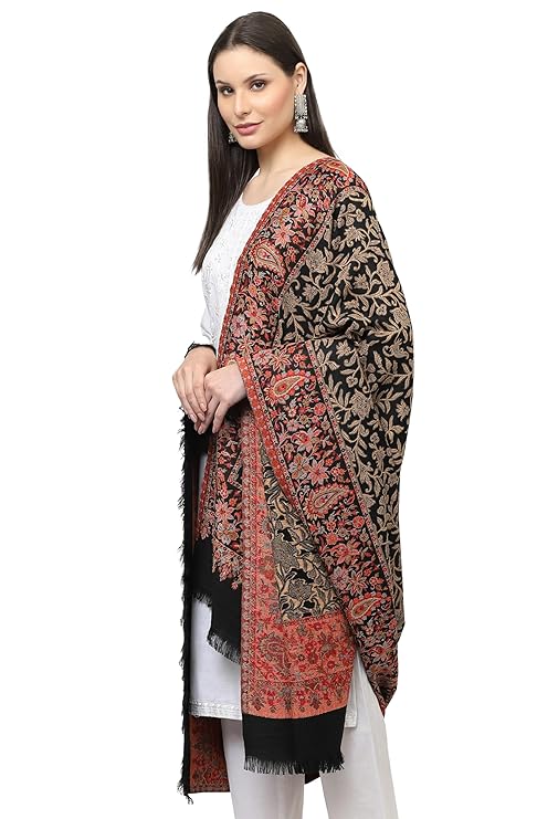 Explore the amazing deal on premium shawls under 1,000