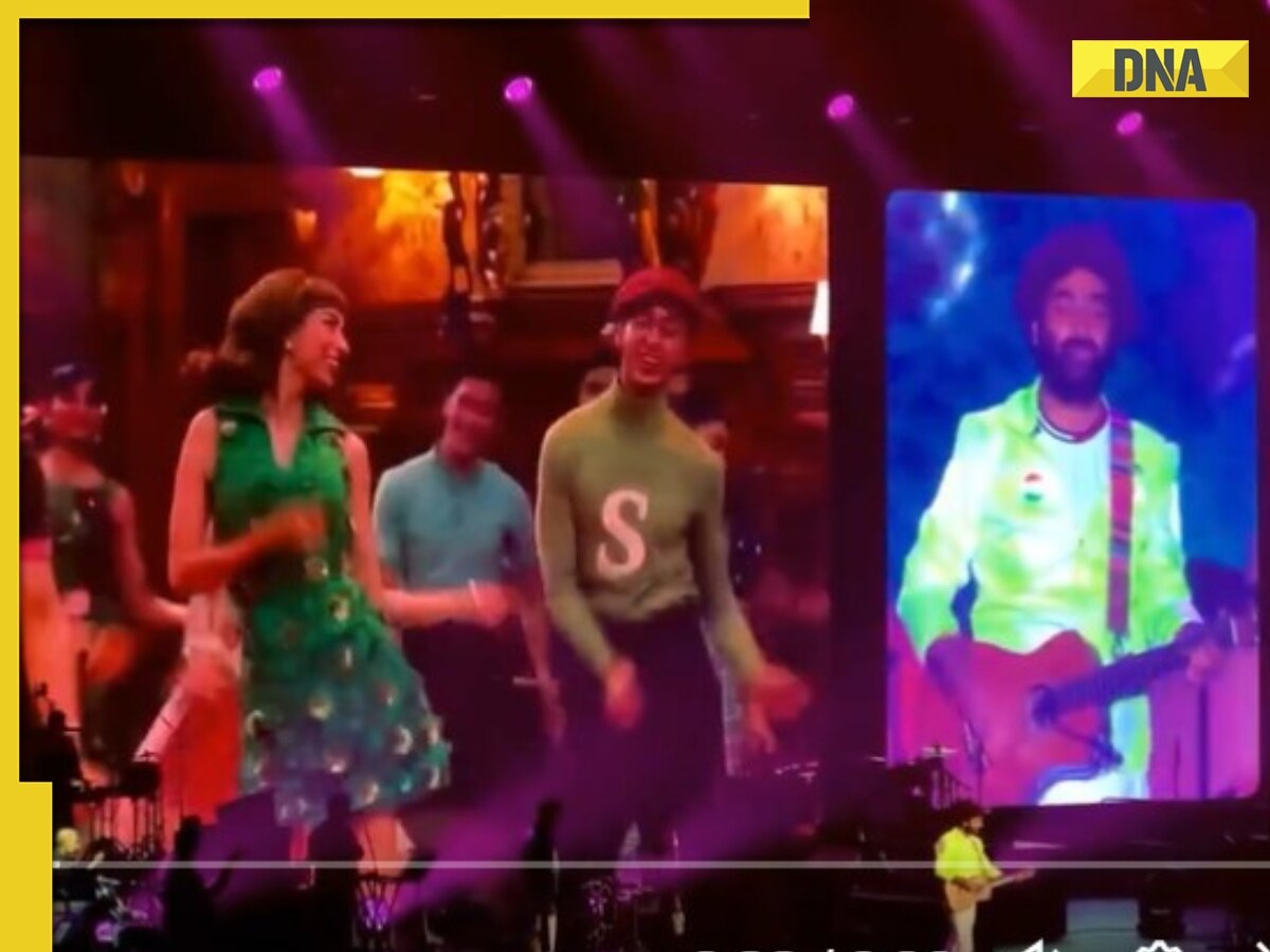 Watch: Arijit Singh sings unreleased song In Raahon Mein from The ...