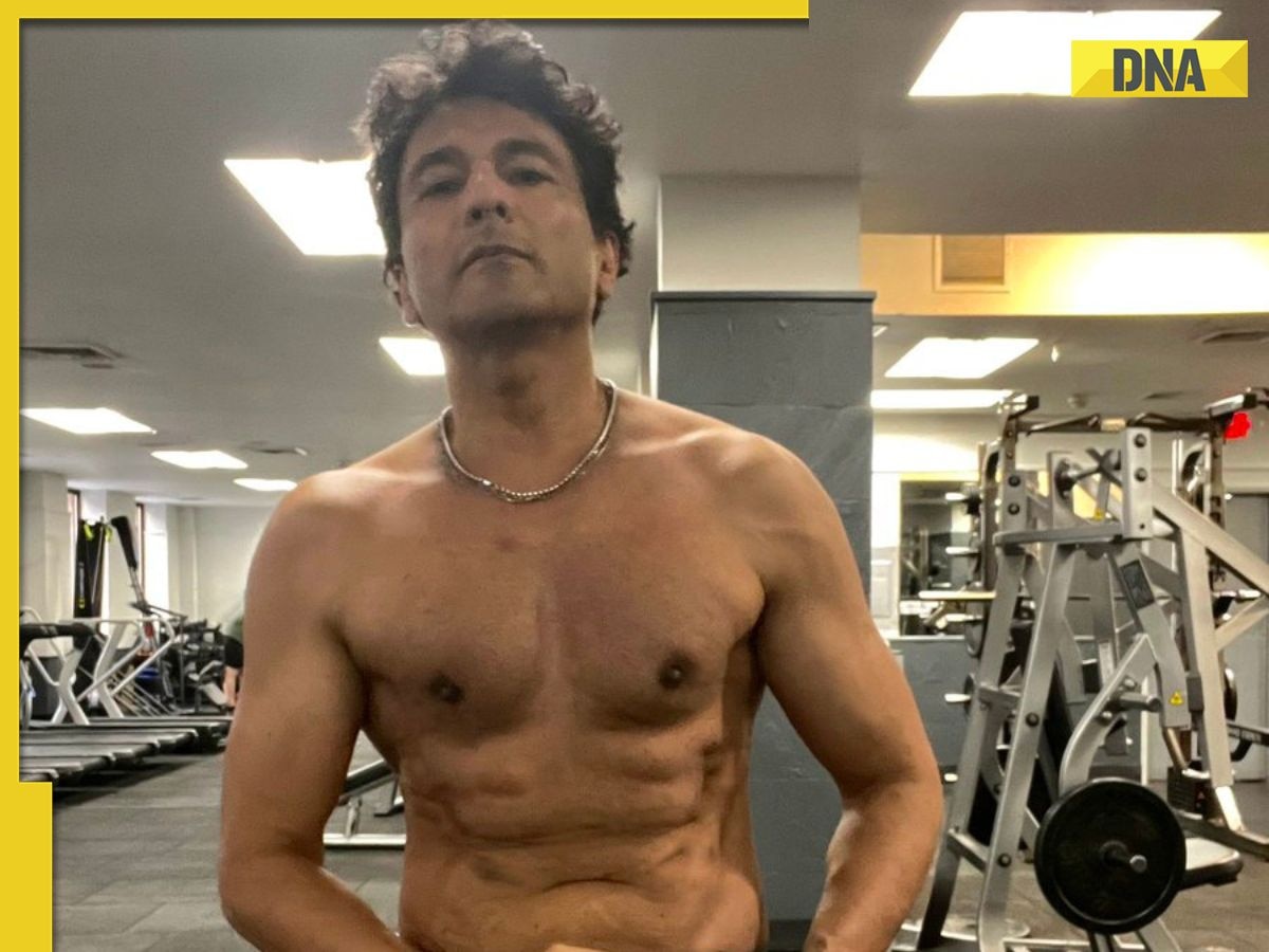 'Keep Pushing': Chef Vikas Khanna flaunts his six-pack abs in new pic ...
