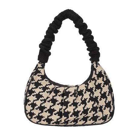 Get trendy with half moon bags: Discover the latest fashion must have