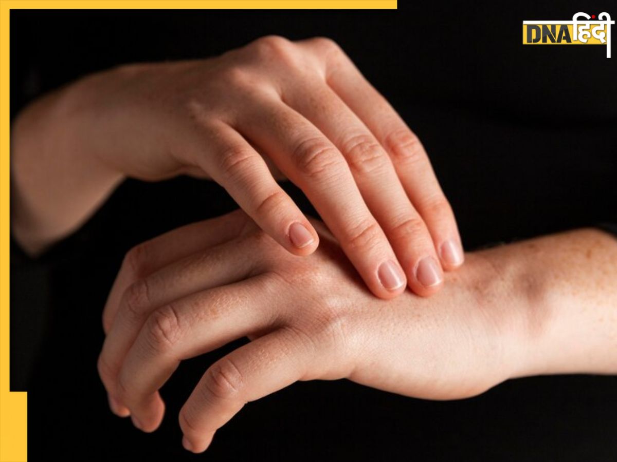Trembling Of Hands: हाथ कांपने की समस्या से हैं परेशान? हो सकते हैं इस ...