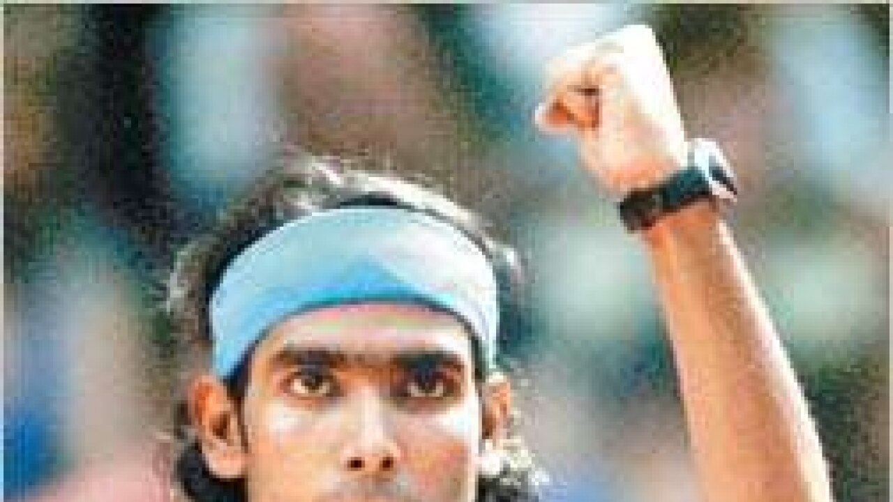 Sharath makes it a golden finish