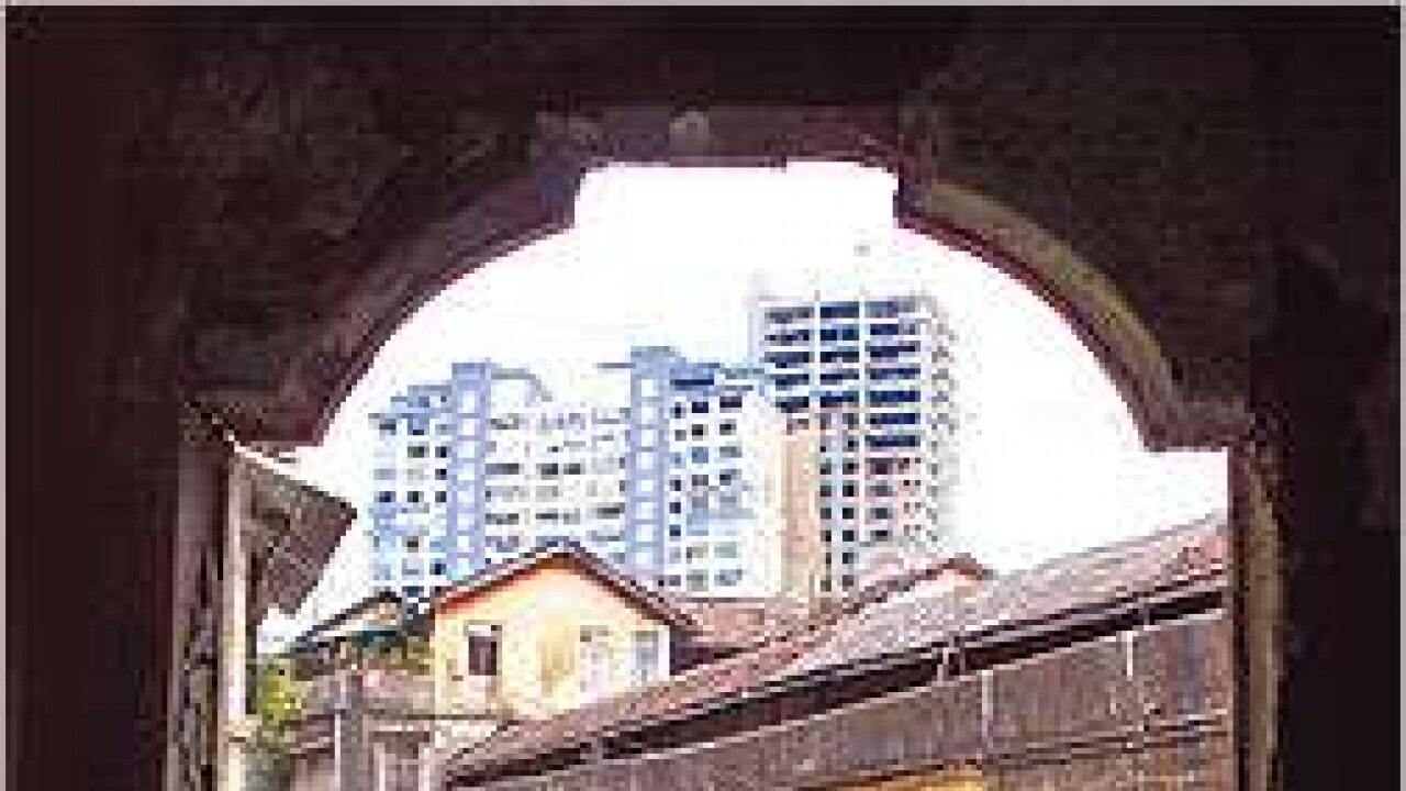 A life in the day of the chawl