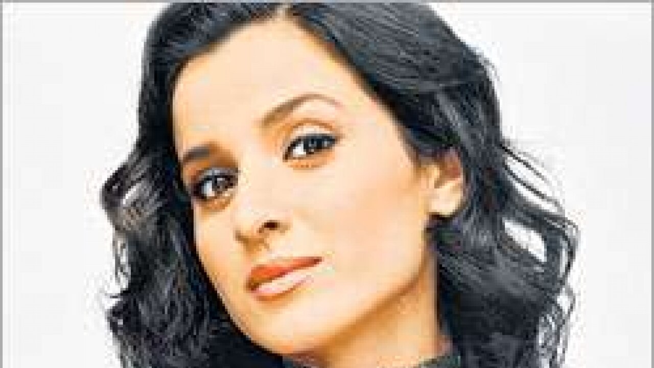 Simone to host a new show