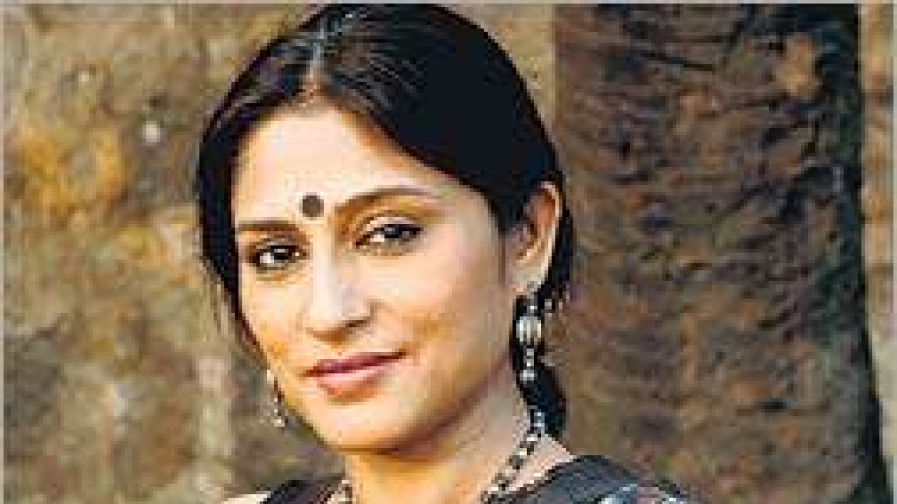 Roopa believes in multi-tasking