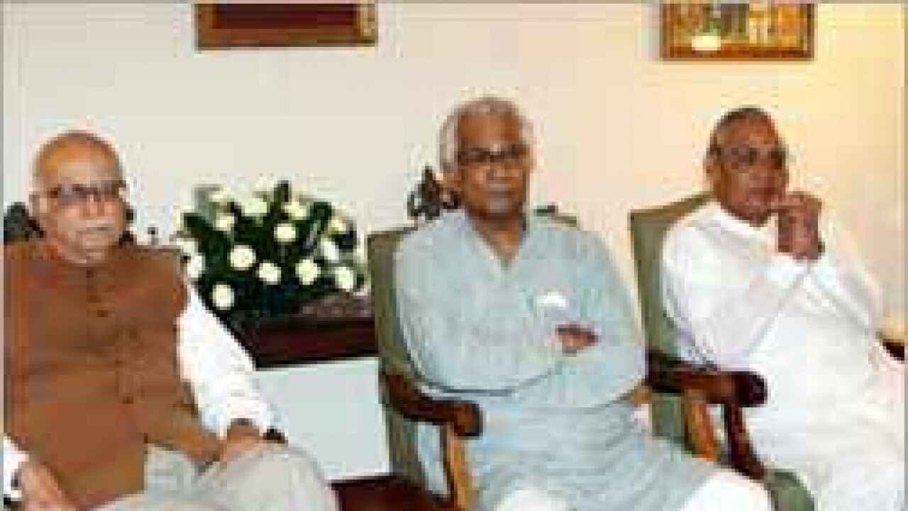 NDA supports Shekhawat as independent candidate