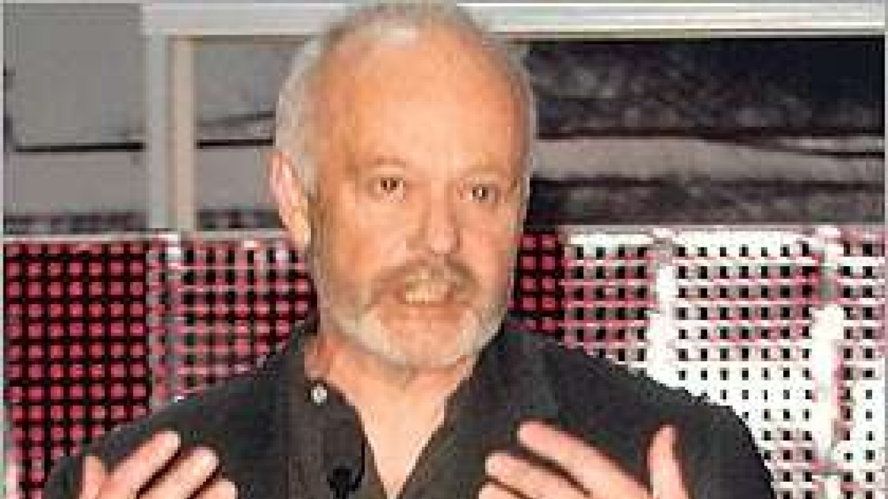 Radford plans a Taj shoot