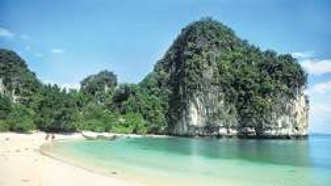 When the rich & famous want to relax, they rent an island