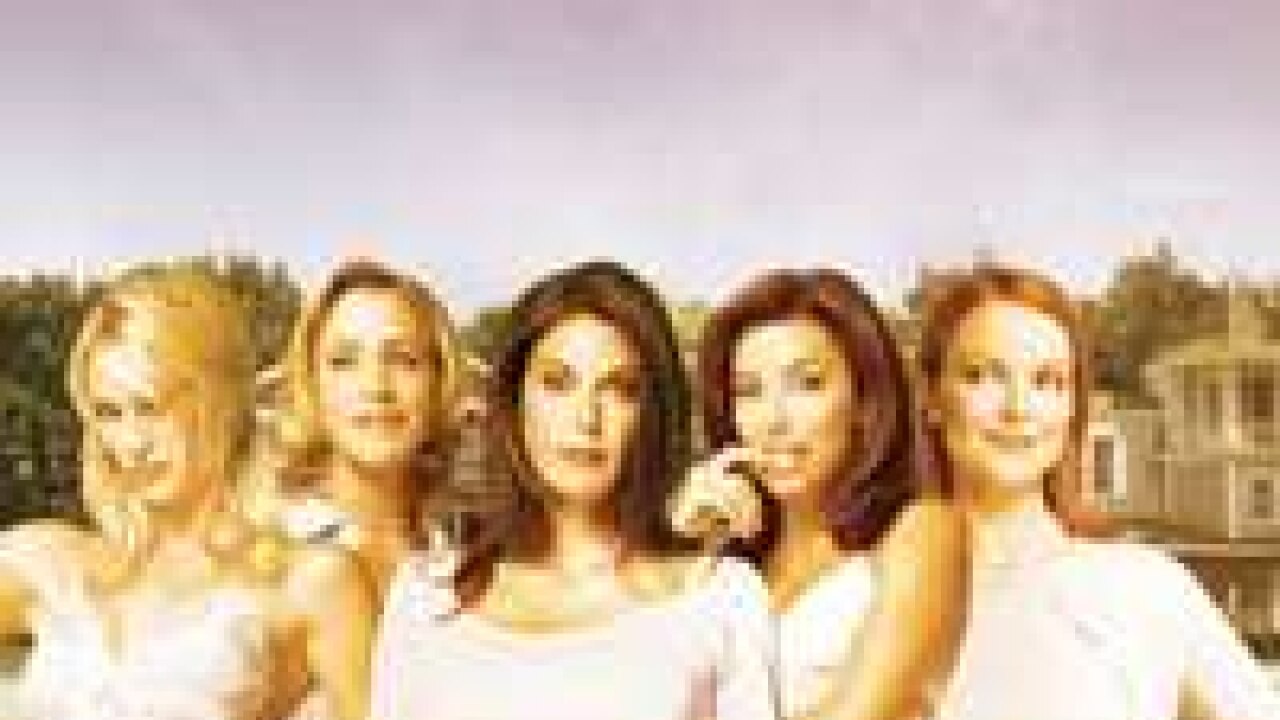 Desperate Housewives Eva and Teri may share kiss