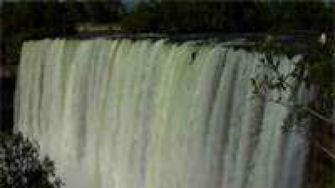 Kayak daredevil creates world record with 127ft waterfall drop