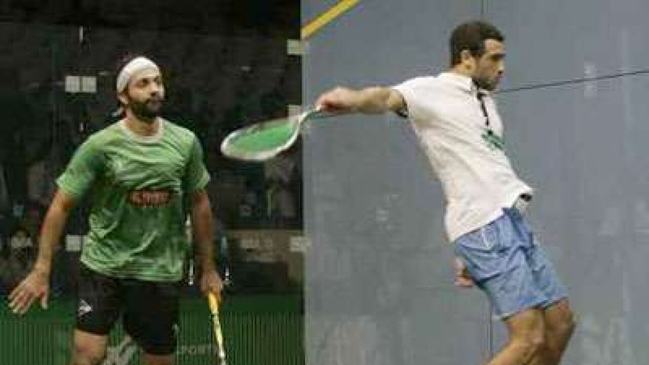 Ramy Ashour knocks out Amr Shabana