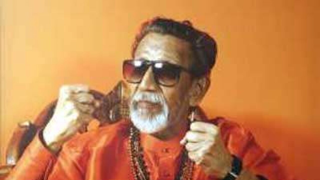 Nashik unit of Shiv Sena celebrates Bal Thackeray's birthday