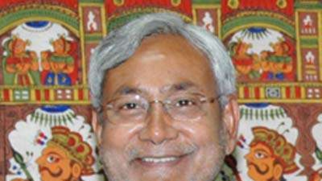 Nitish Kumar flays Raj Thackeray, Congress for malaria remarks