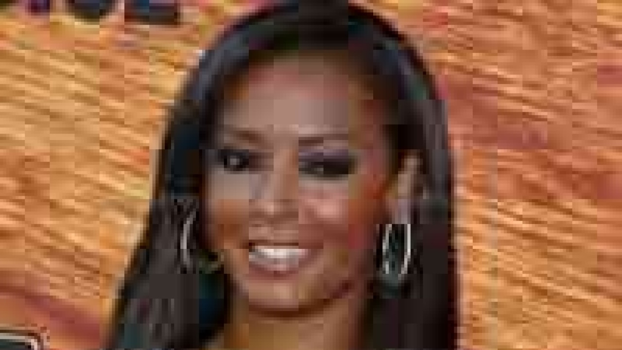 Mel B's pals deny her husband's claims of marriage breakdown