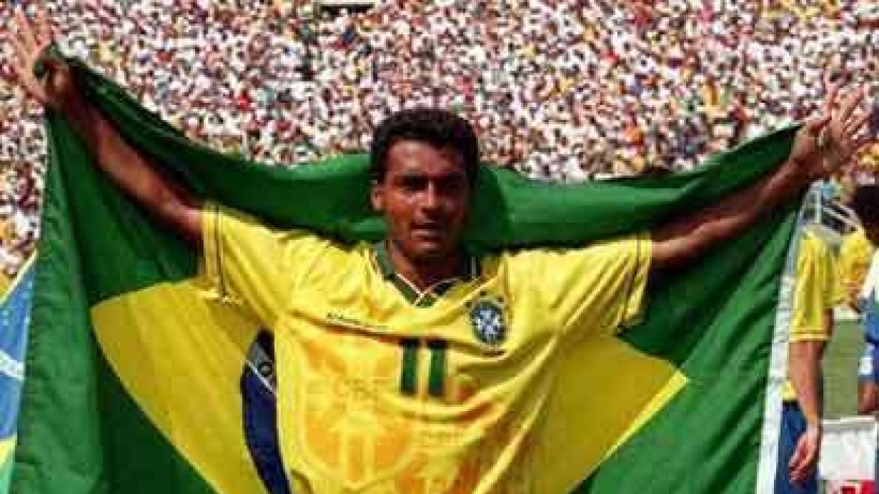Romario looks to poor origins to give something back to Brazil